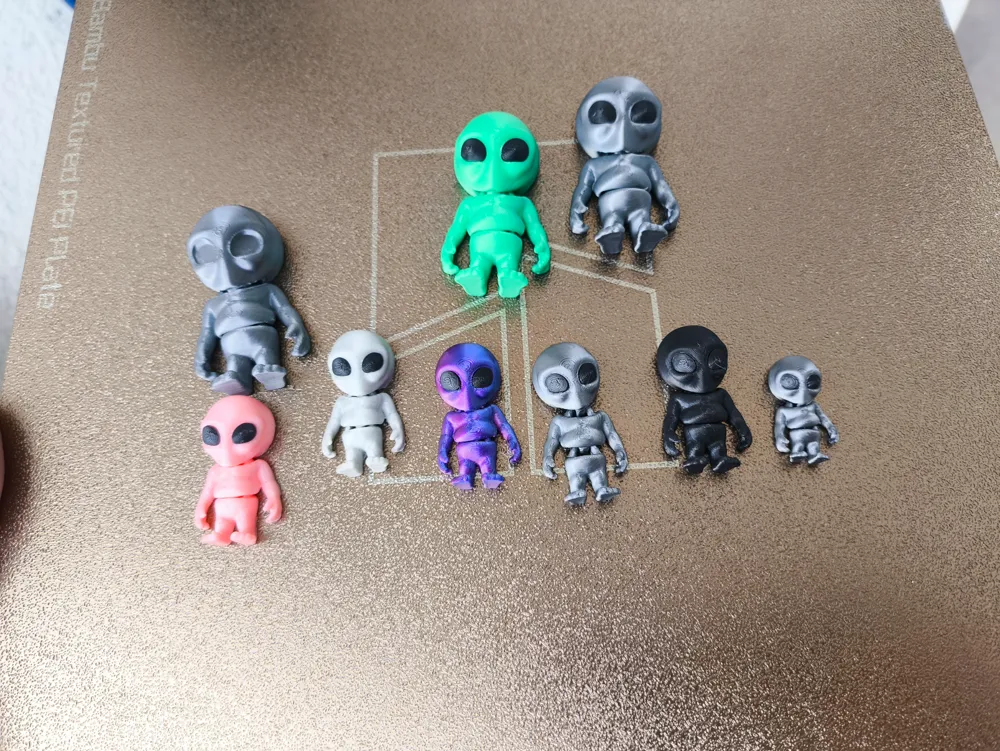 Articulated Alien Cute - Free 3D Print Model - MakerWorld