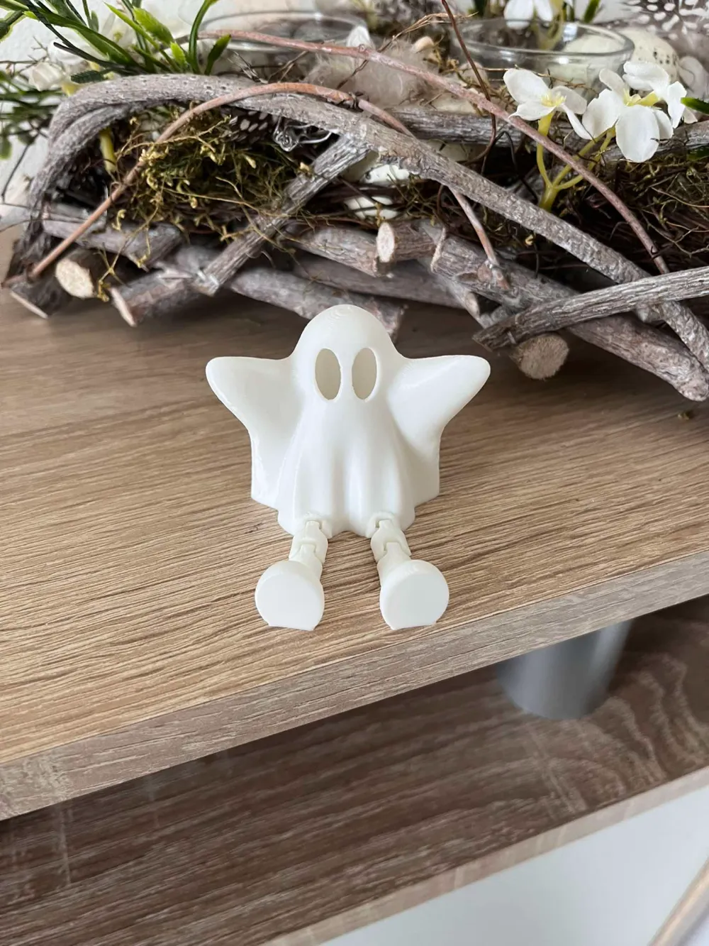 Ghost with legs - Free 3D Print Model - MakerWorld