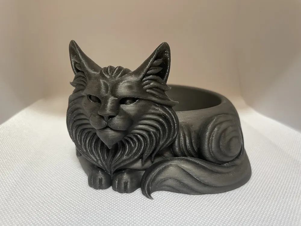 Maine Coon Cat – Regal Feline Dish or Catchall by BlackMarketier ...