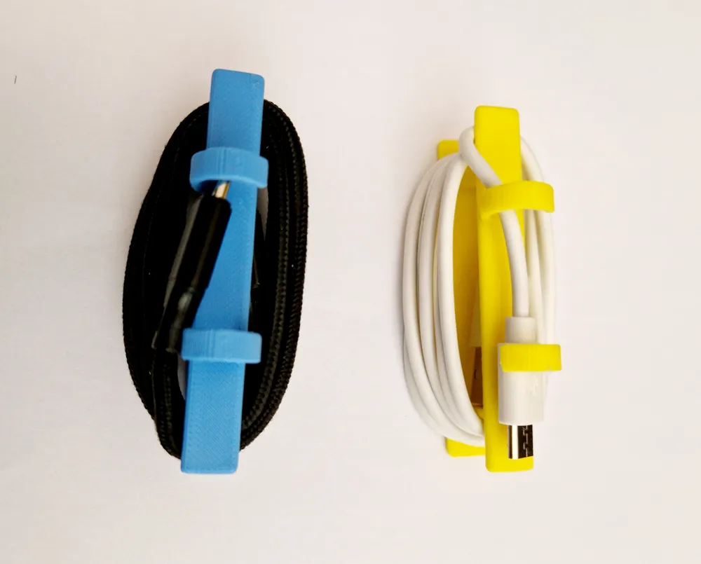 Compact and functional USB cable winder - Free 3D Print Model - MakerWorld