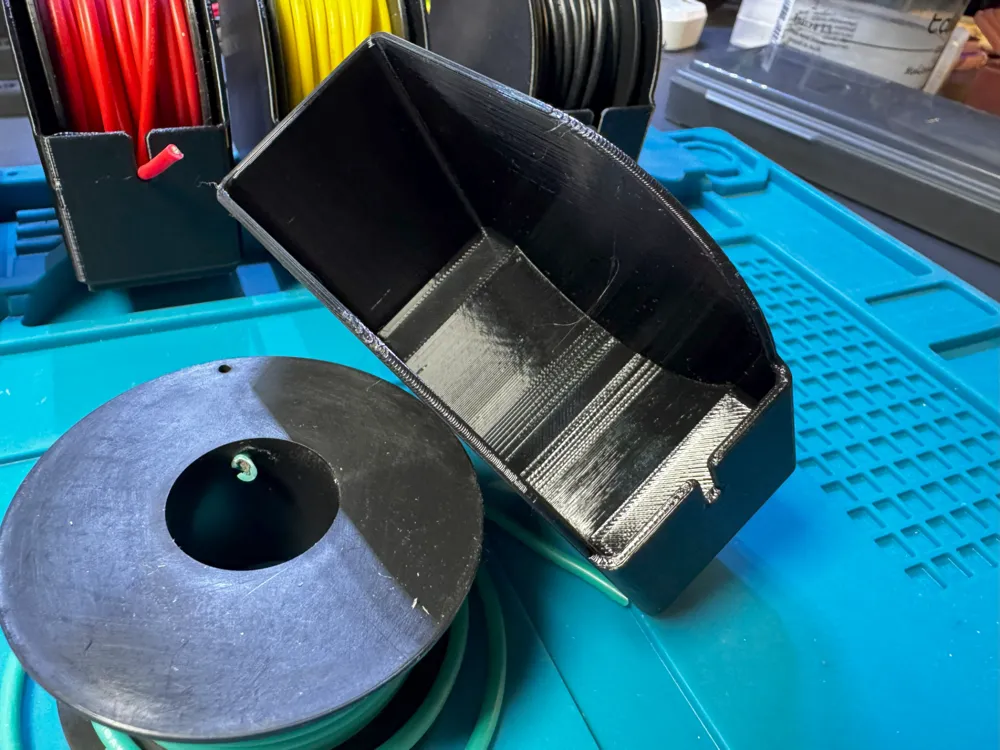 Gridfinity 16Ga Wire Spool Holder (68mm Dia) by prozach - MakerWorld