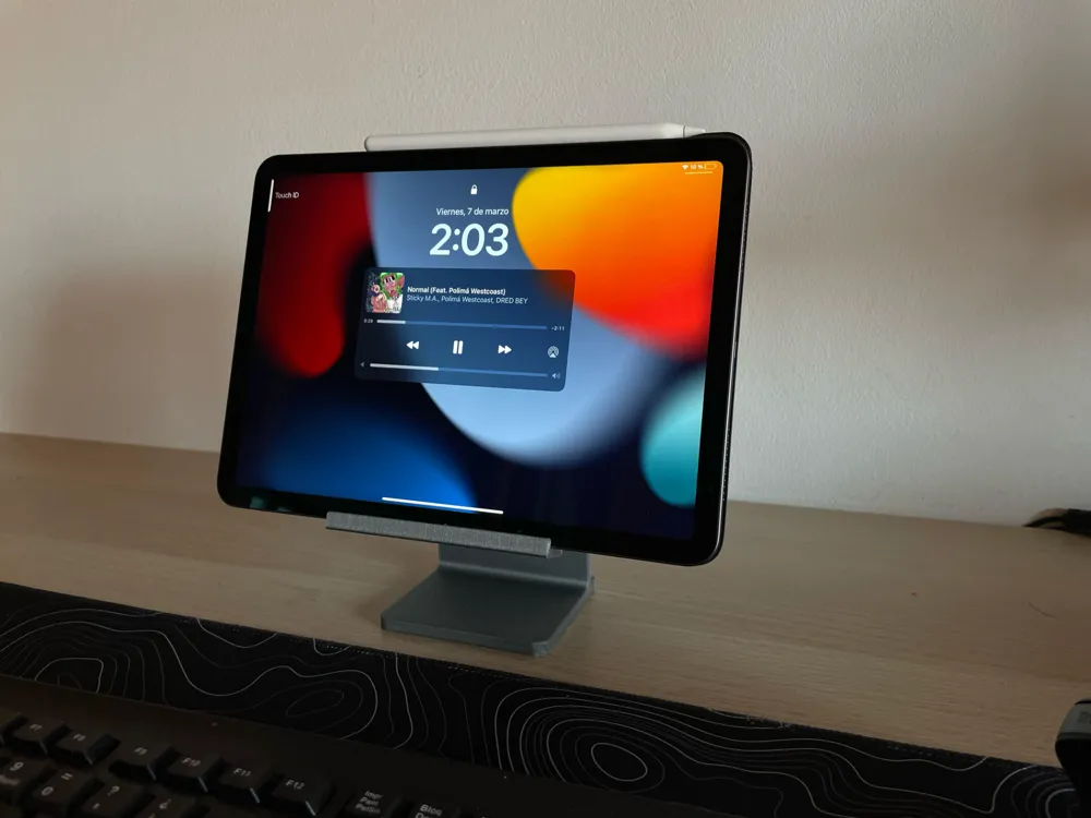 adjustable ipad Riser - Pro Display XDR - Free 3D Print Model - MakerWorld