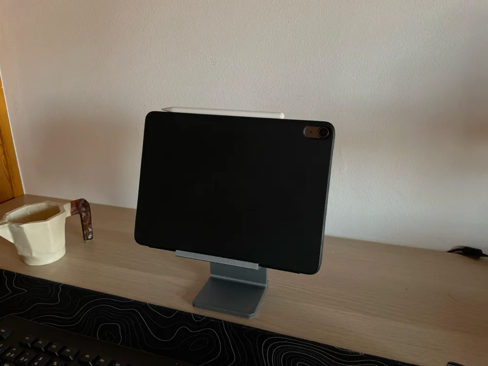 adjustable ipad Riser - Pro Display XDR - Free 3D Print Model - MakerWorld