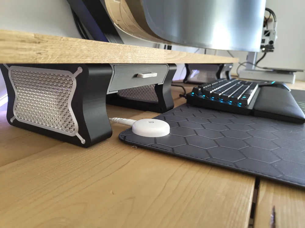 Sleek & Strong Curved Office Monitor Raiser by P3D Print MakerWorld ...