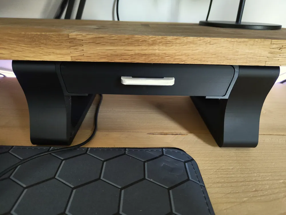Sleek & Strong Curved Office Monitor Raiser by P3D Print MakerWorld ...