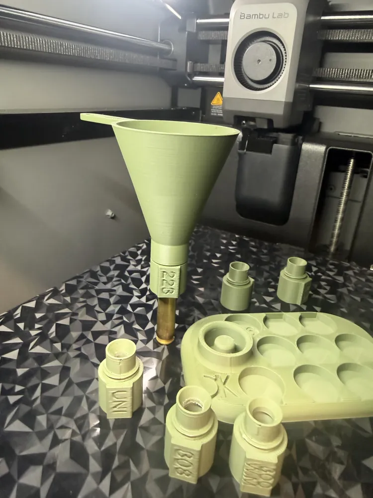 Embudo para recarga calibres intercambiables - Modelo de impresión 3D ...