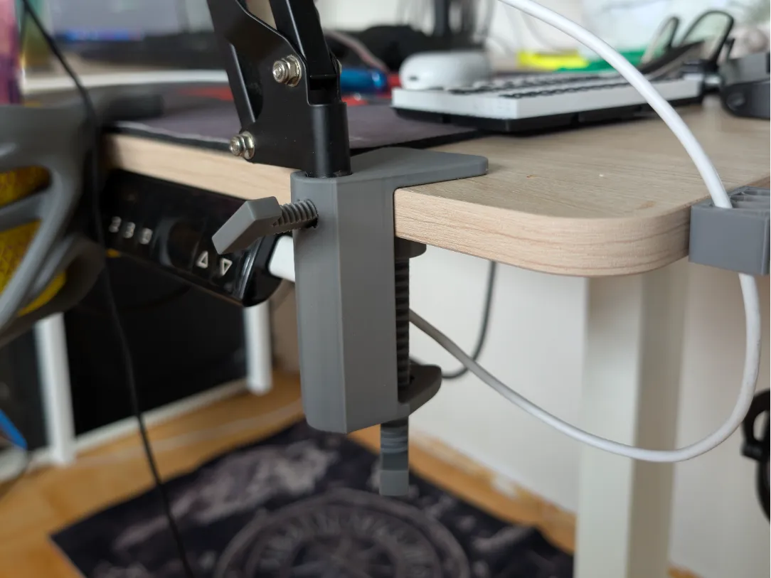 Universal Desk Clamp for Lights and Mics V3 - Free 3D Print Model ...