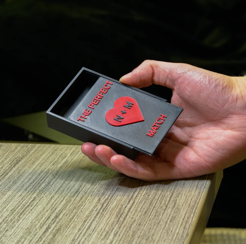 Perfect match matchbox with customizable initials by Zoddie - MakerWorld