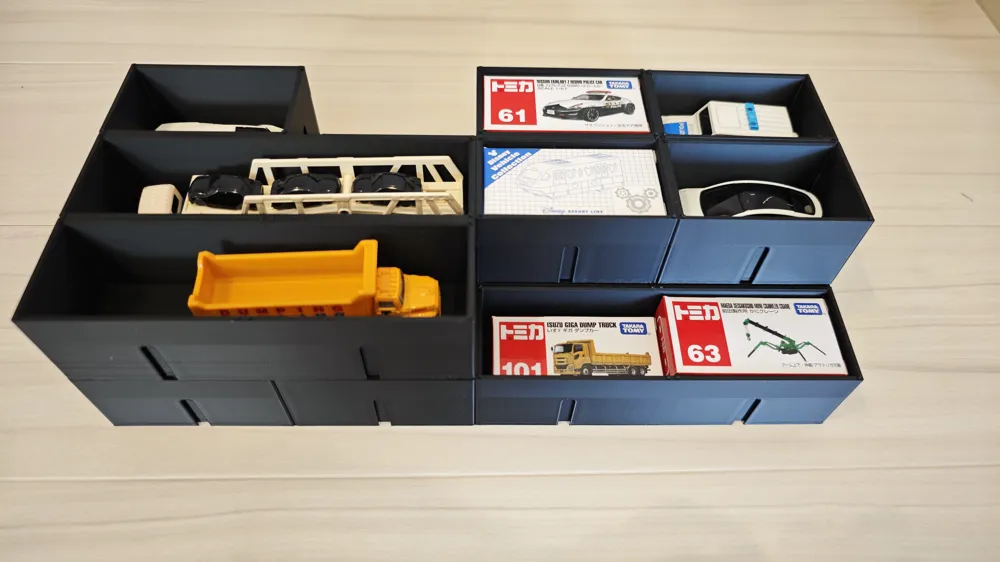Tomica Box Modulares Display – In 6 Richtungen stapelbar – Kostenloses ...