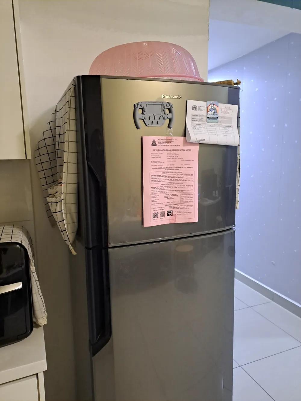 Formula 1 Steering Wheel Magnet by Coro Kun MakerWorld: Download Free ...