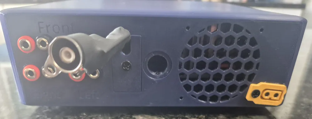 Auto- / Marine-Radio- & Stereo-Gehäuse - Einzel-DIN – Kostenloses 3D ...