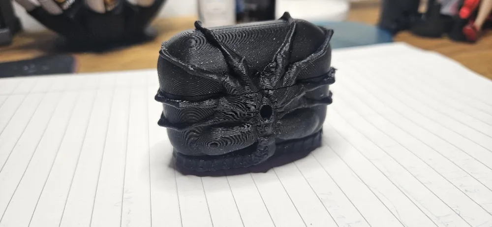 Facehugger Airpods Pro Case (MAGSAFE COMPATIBLE) - Free 3D Print Model ...