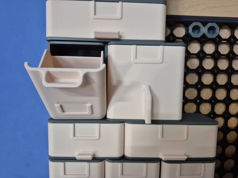 Tilt Drawers for MB Mini Drawer system by warlogh - MakerWorld