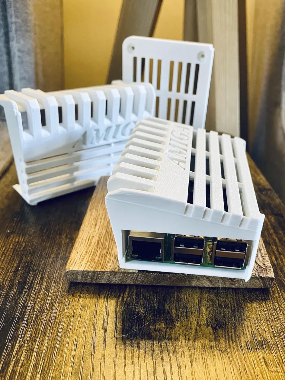 Amiga raspberry pi box (pi3b and newer) by b00g13 - MakerWorld