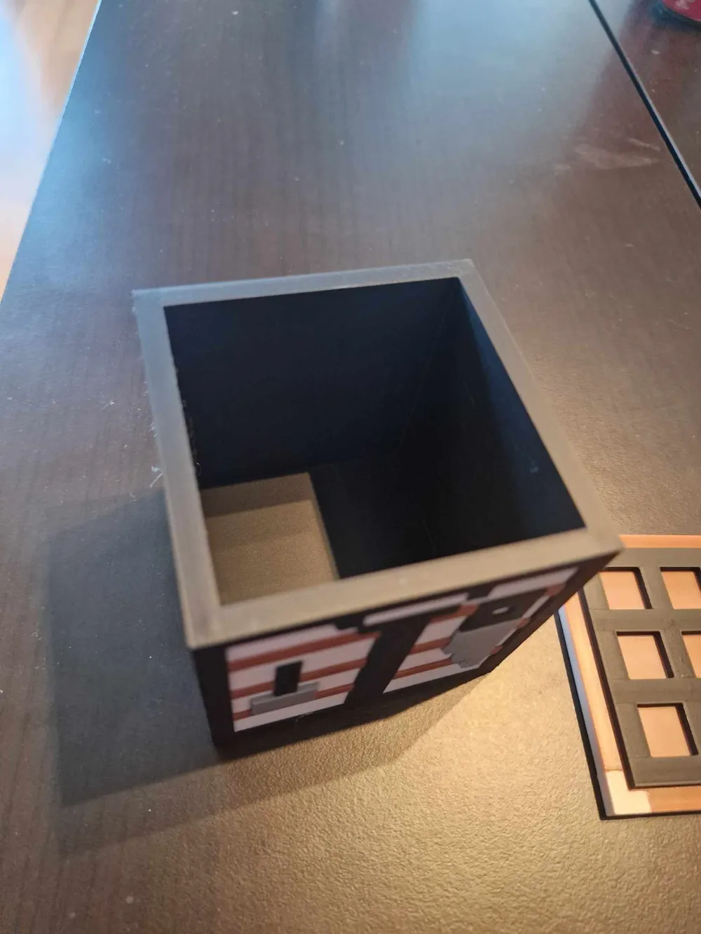 Minecraft Crafting Table Box by Lmao - MakerWorld