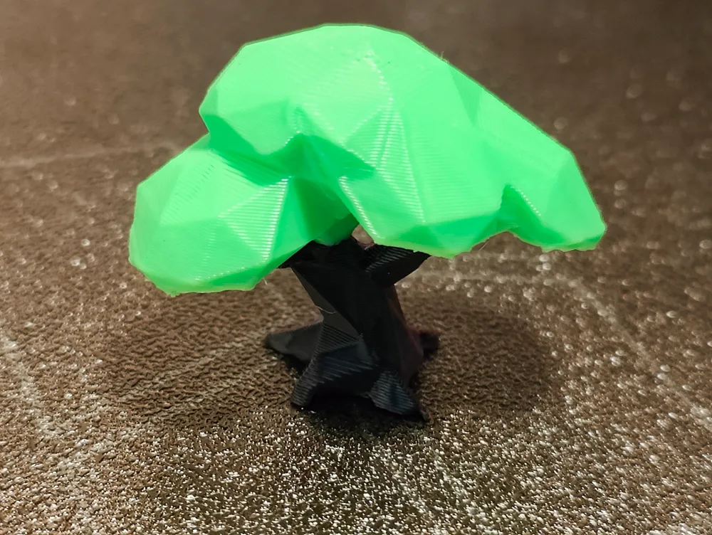 Tiny low poly oak tree by Zonique2k - MakerWorld