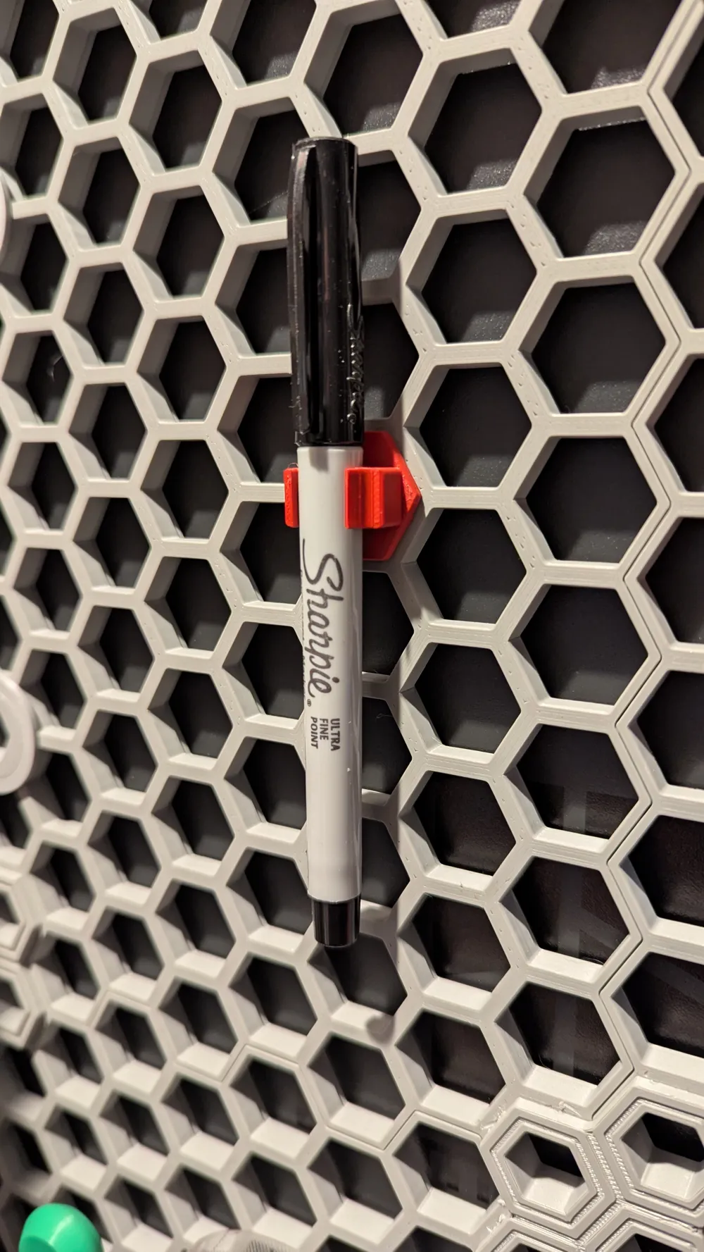 EZ-Lock Sharpie Holders For HSW by Wile E. 3D MakerWorld: Download Free 3D Models