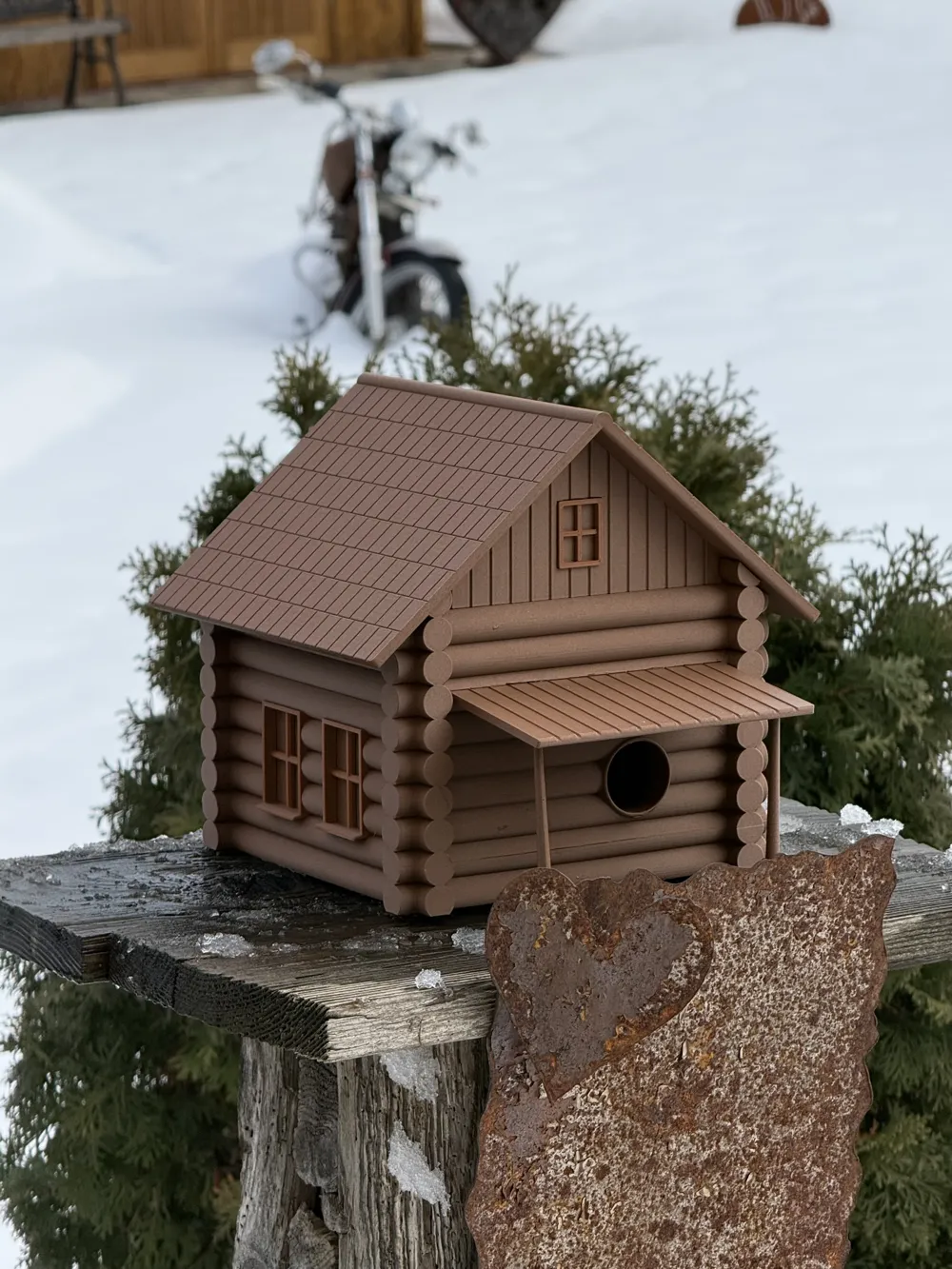Log cabin style birdhouse - Free 3D Print Model - MakerWorld