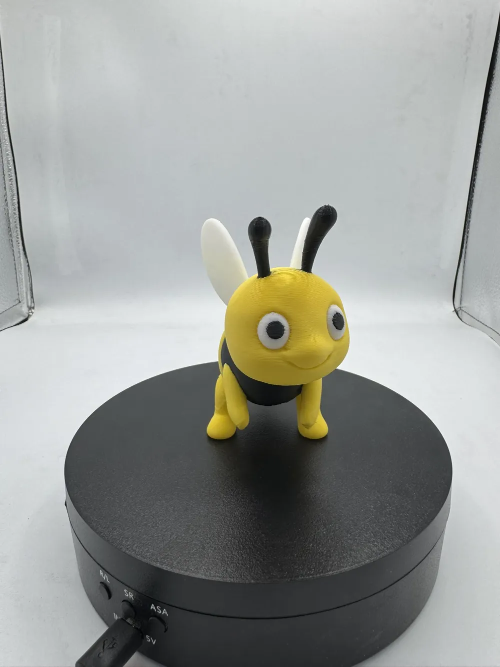 Cute Chibi Style Bee - Free 3D Print Model - MakerWorld