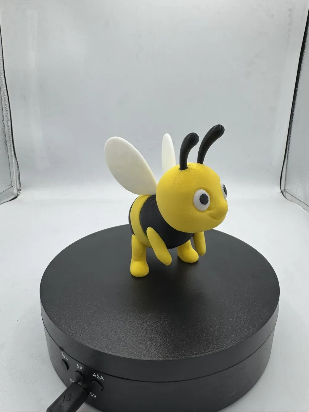 Cute Chibi Style Bee - Free 3D Print Model - MakerWorld