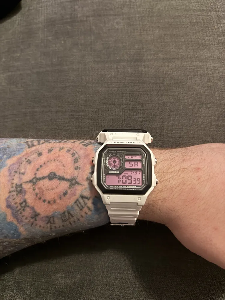 Alien Inspired Dual Watch Head (Casio) Link - Free 3D Print Model ...