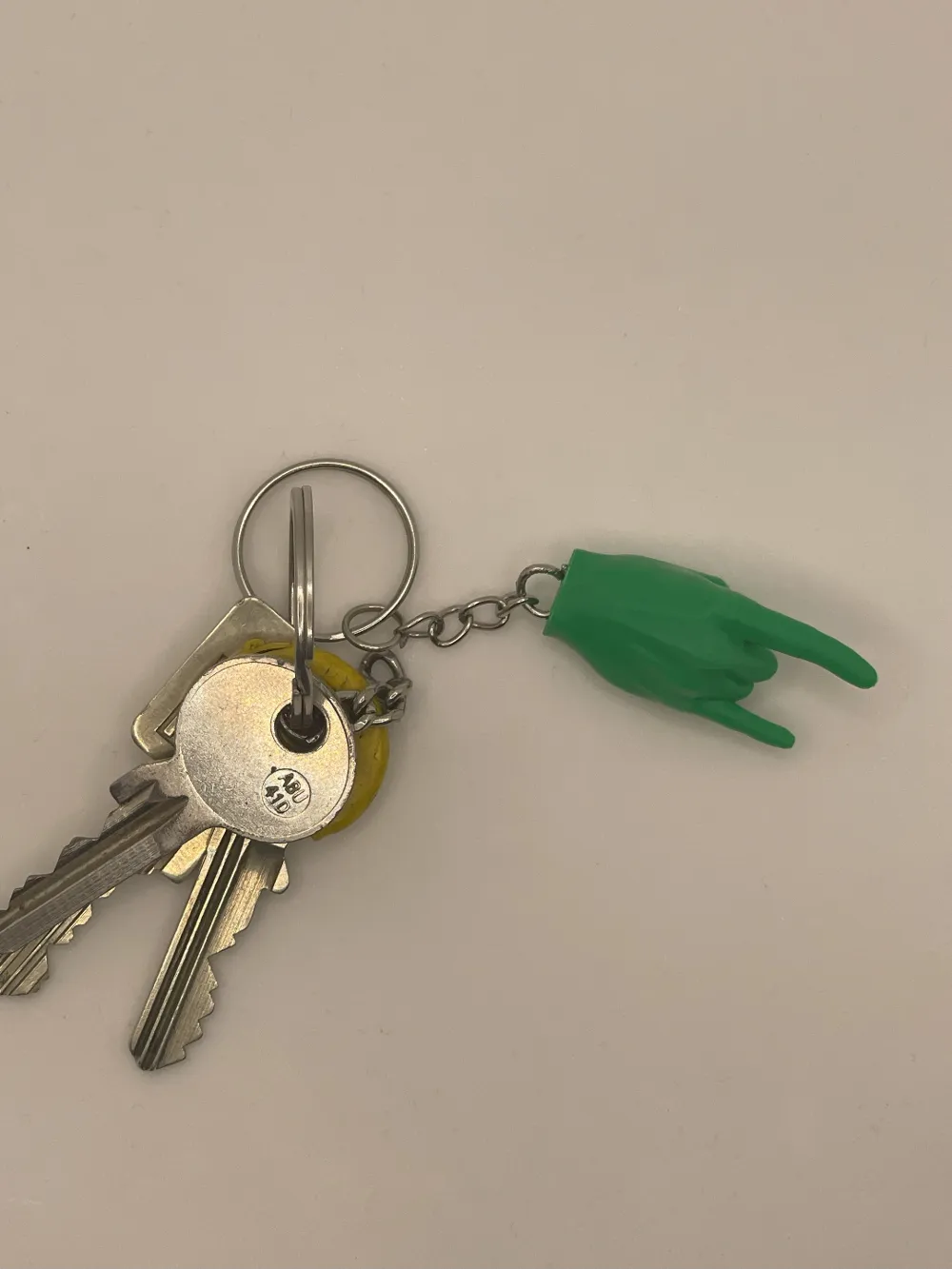 Keychain Rock n Roll hand by Van.Illa - MakerWorld