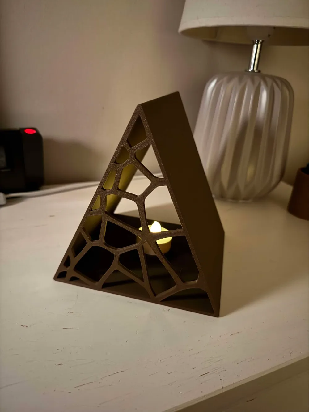 Cozy Reads: The Book Rest with a Tea Light Glow by Sannis MakerWorld ...