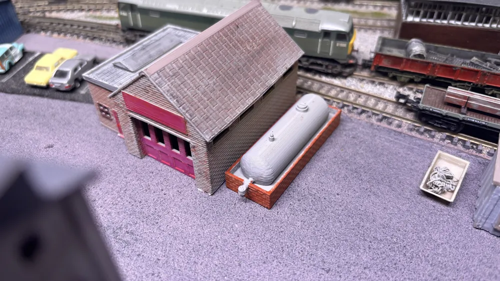 N / OO Scale Fuel Storage Tank (Model Railway) - Free 3D Print Model ...