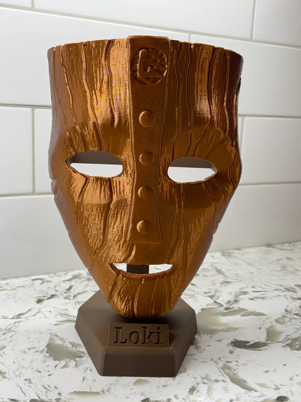 Loki Mask Stand/Mount The Mask by RETIRED BUDS 3D PRINTING MakerWorld ...