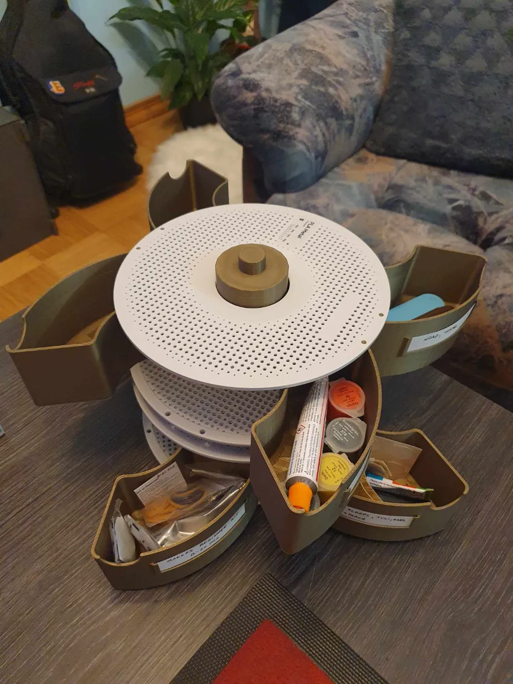 Bambu spool organizer - Free 3D Print Model - MakerWorld