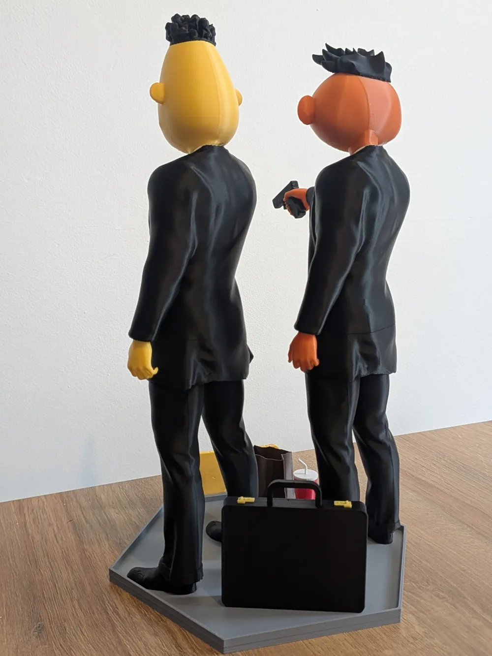Pulp Sesame Fiction - Bert & Ernie by oOMILLSY3DOo MakerWorld: Download ...