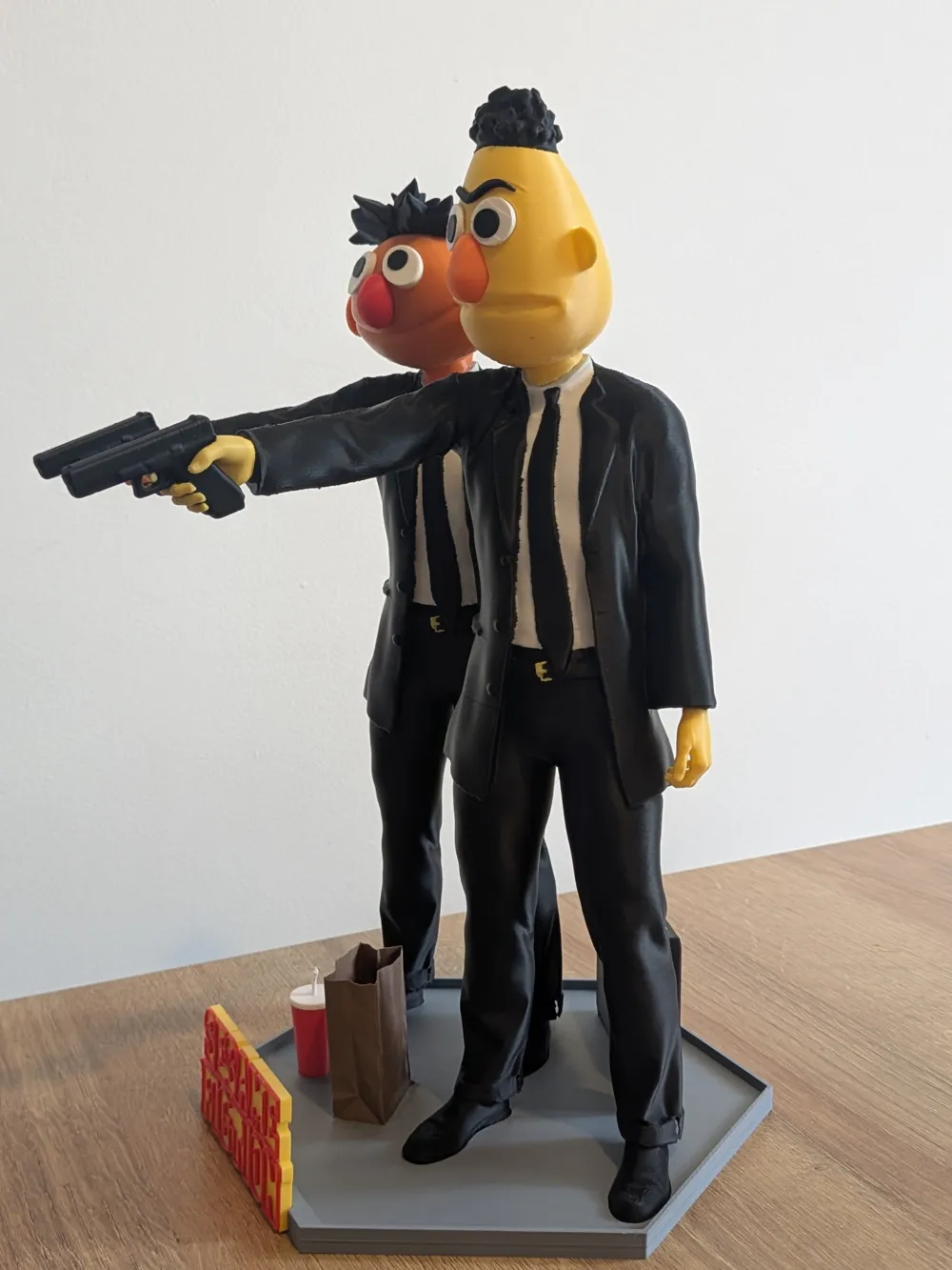 Pulp Sesame Fiction - Bert & Ernie by oOMILLSY3DOo MakerWorld: Download ...