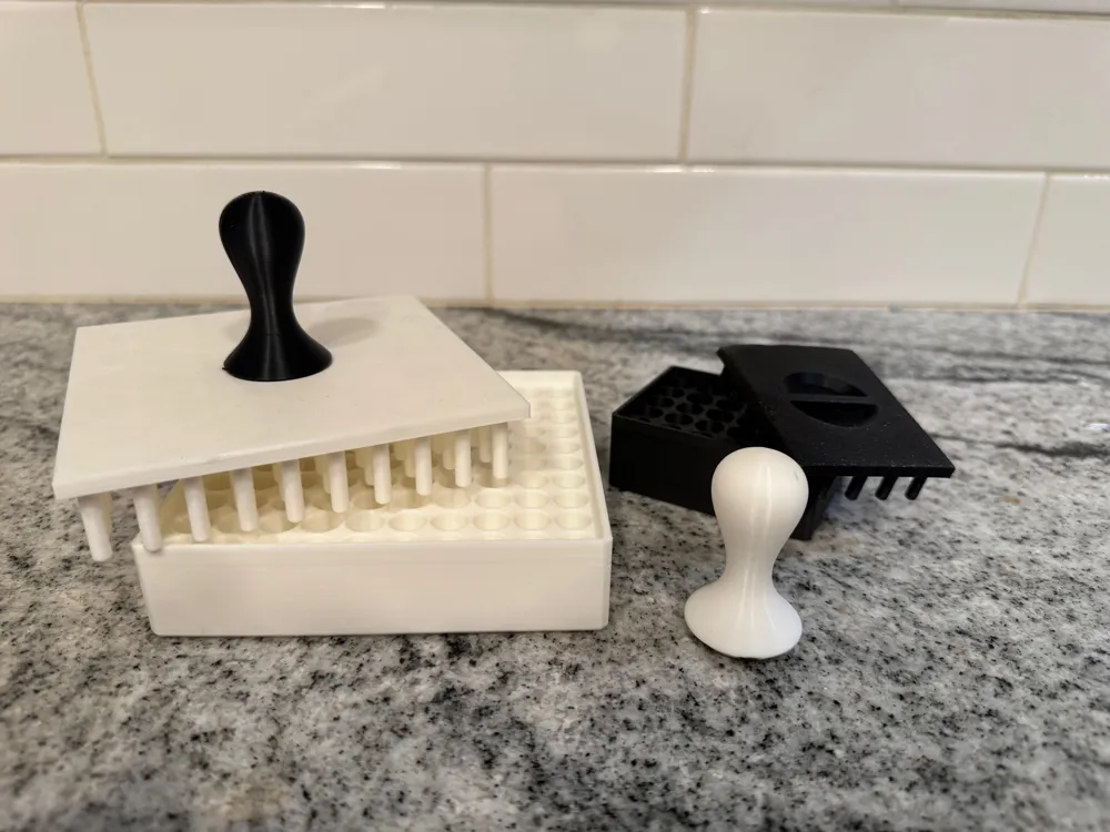 Capsule Filler 10x10 - Free 3D Print Model - MakerWorld