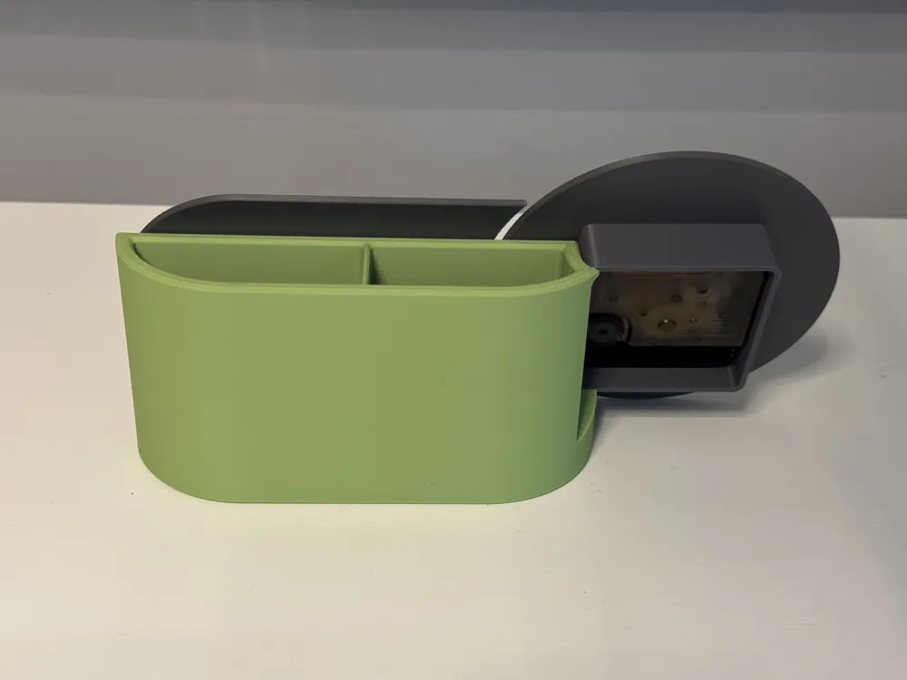 Clock for the desk, with phone holder & pencil box by cP3D MakerWorld ...