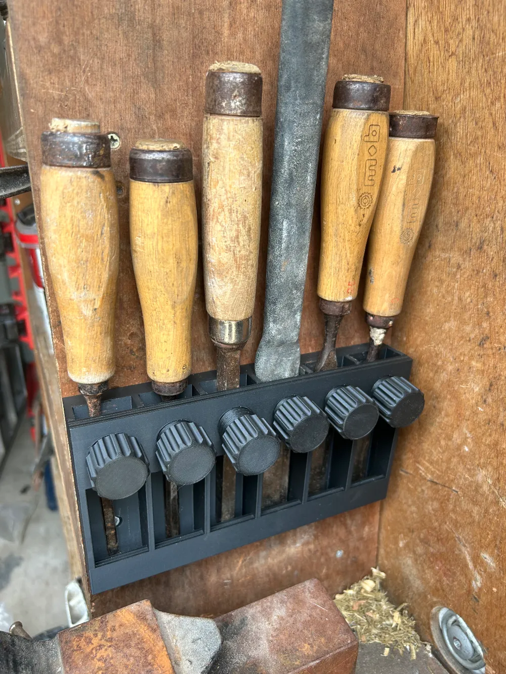 Wood chisels holder by Lossamoal - MakerWorld