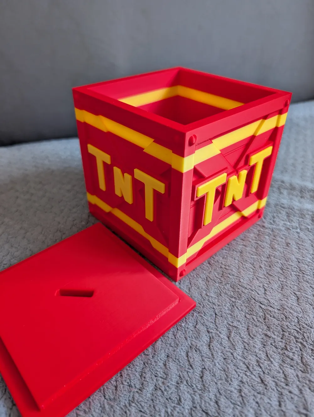 Crash Bandicoot TNT Crate by 3DMerchandMore MakerWorld: Download Free ...