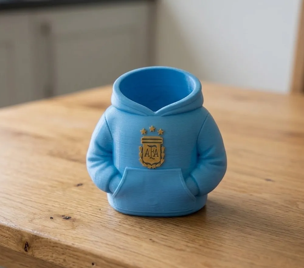 ARGENTINA FOOTBALL LOGO PEN HOLDER - Free 3D Print Model - MakerWorld
