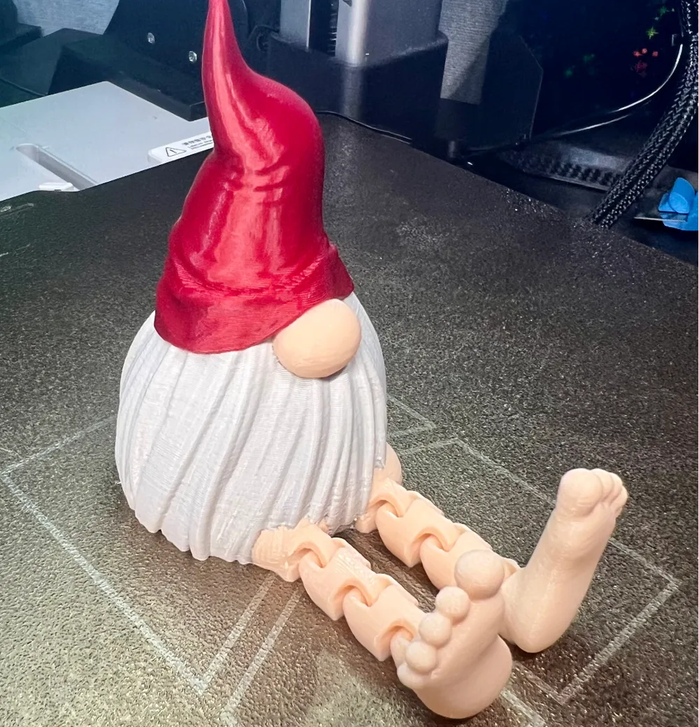 Gnome with Articulated Feet Remixed by JJ Deluxe Designs - MakerWorld