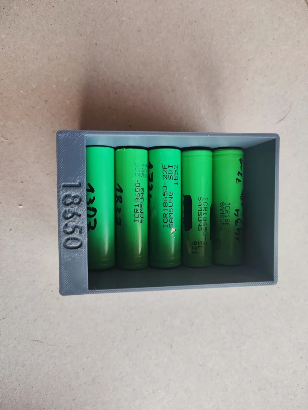 Rugged 18650 Battery Storage Box (15 Cells) - Free 3D Print Model ...