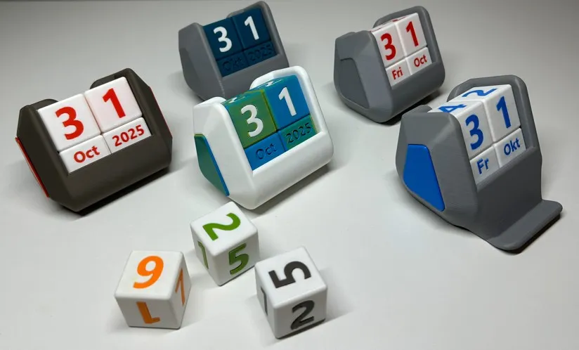 Perpetual Cube Calendar [GER & ENG] - Free 3D Print Model - MakerWorld