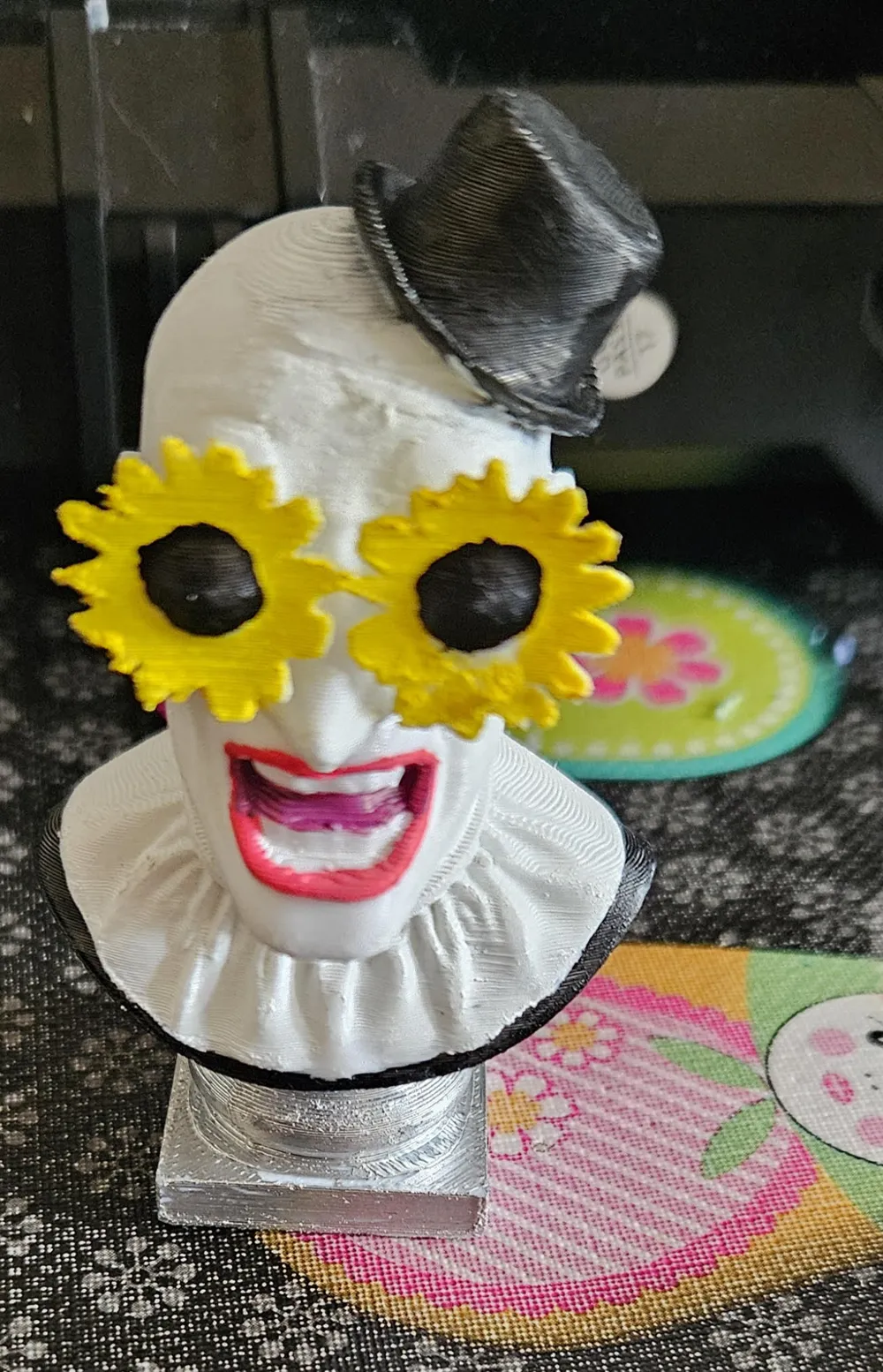 art the clown bust from the terrifier. by BlueWolf89 MakerWorld ...