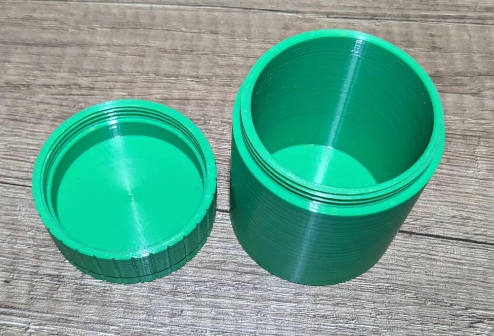 Round box with lid by Bruzl MakerWorld: Download Free 3D Models