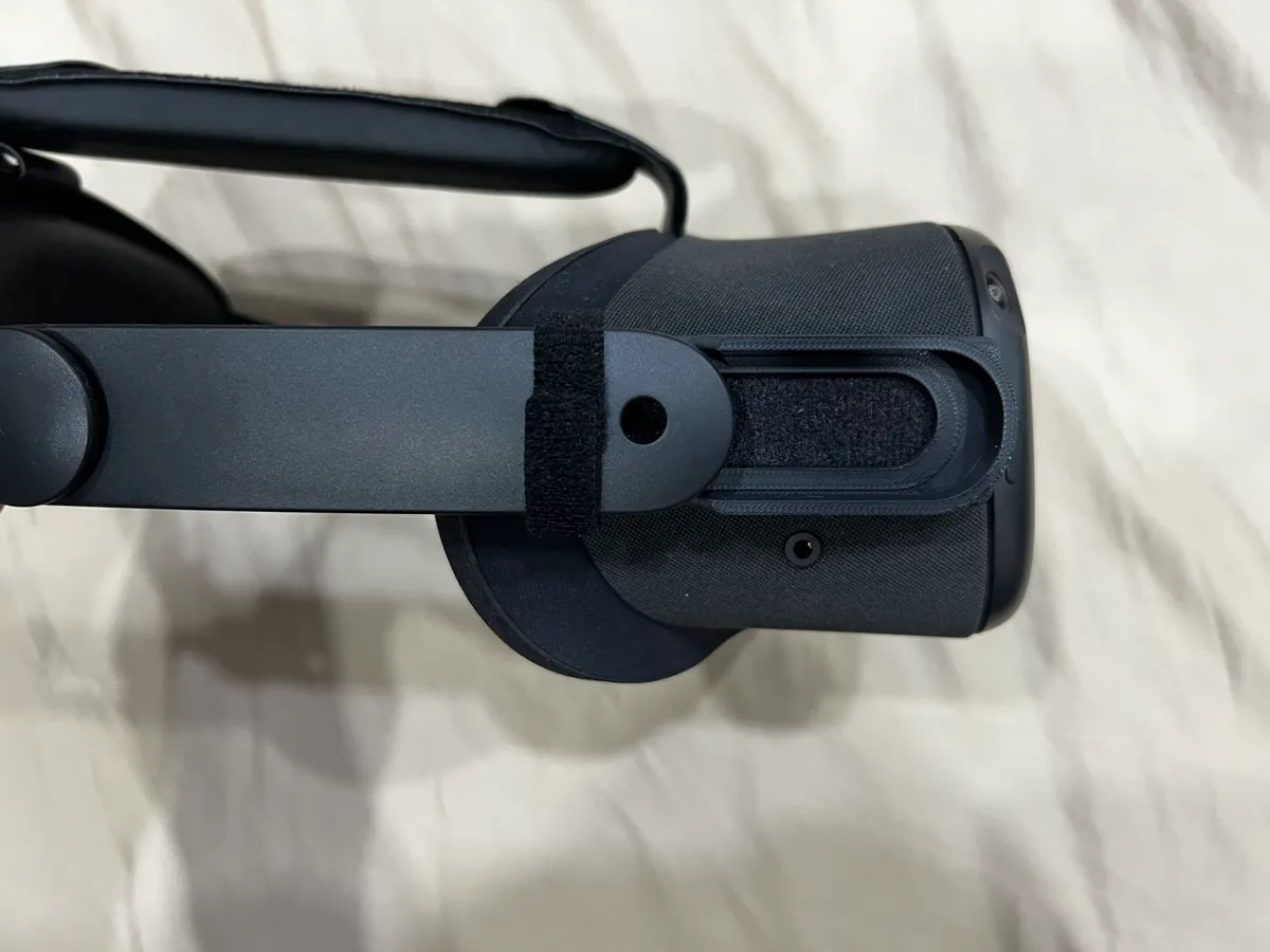 Oculus Quest 1 to Quest 3 strap adapter by WRoom Studio MakerWorld ...