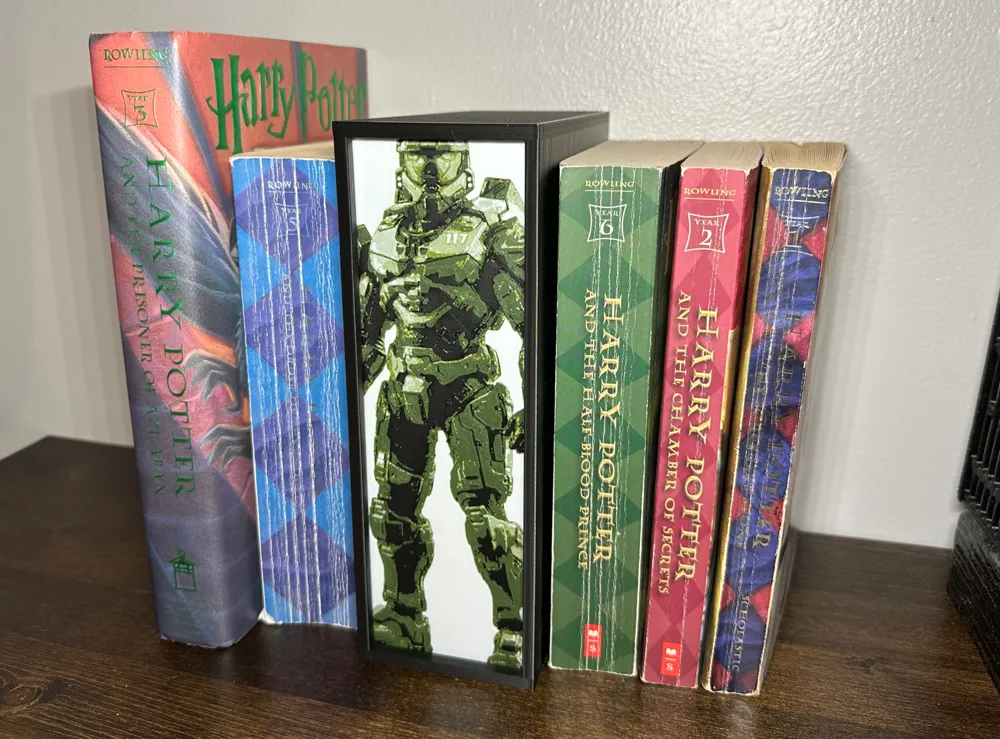 Master Chief Hueforge Bookmark by Hey Ben - MakerWorld