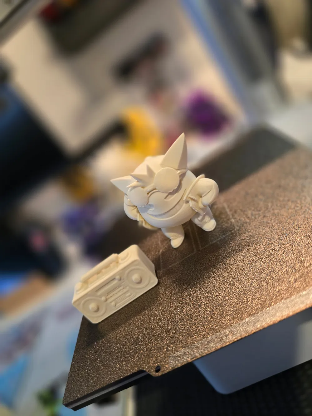 Retro Gengar with Boombox - Free 3D Print Model - MakerWorld