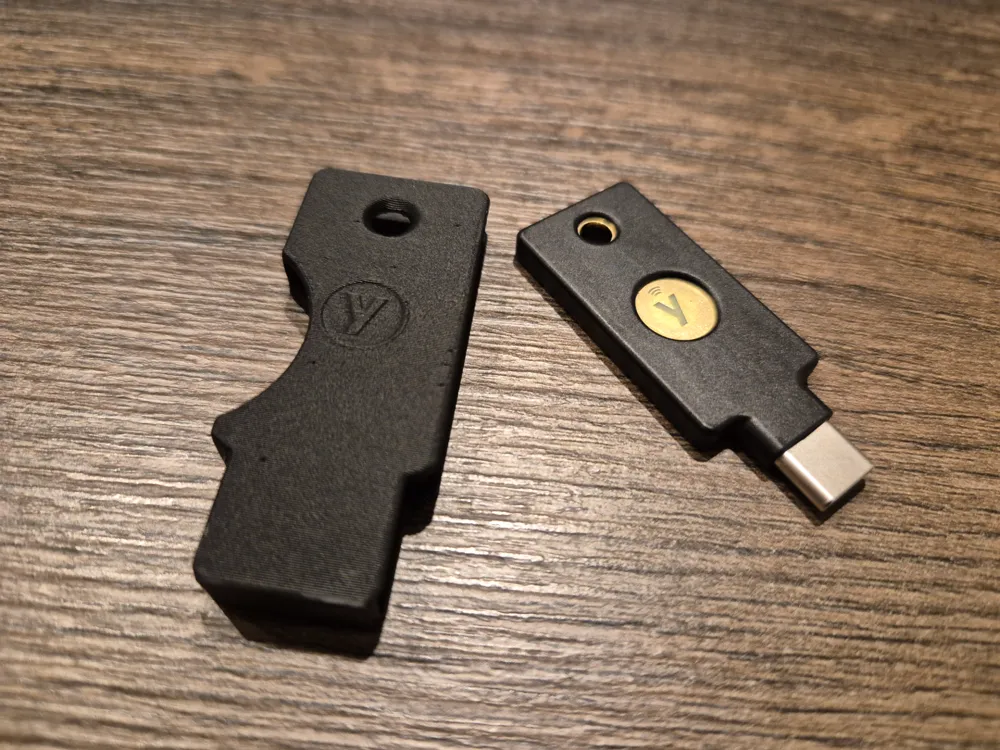 YubiKey 5 C NFC USB-C Protective Transport Case by BallyMcBallface ...