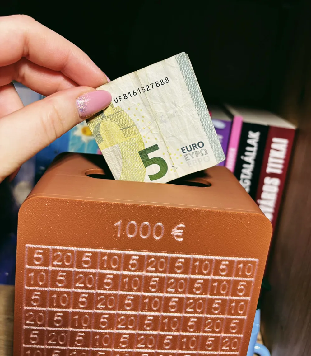 Adventure Savings Suitcase – 1000€ Money Challenge - Free 3D Print ...