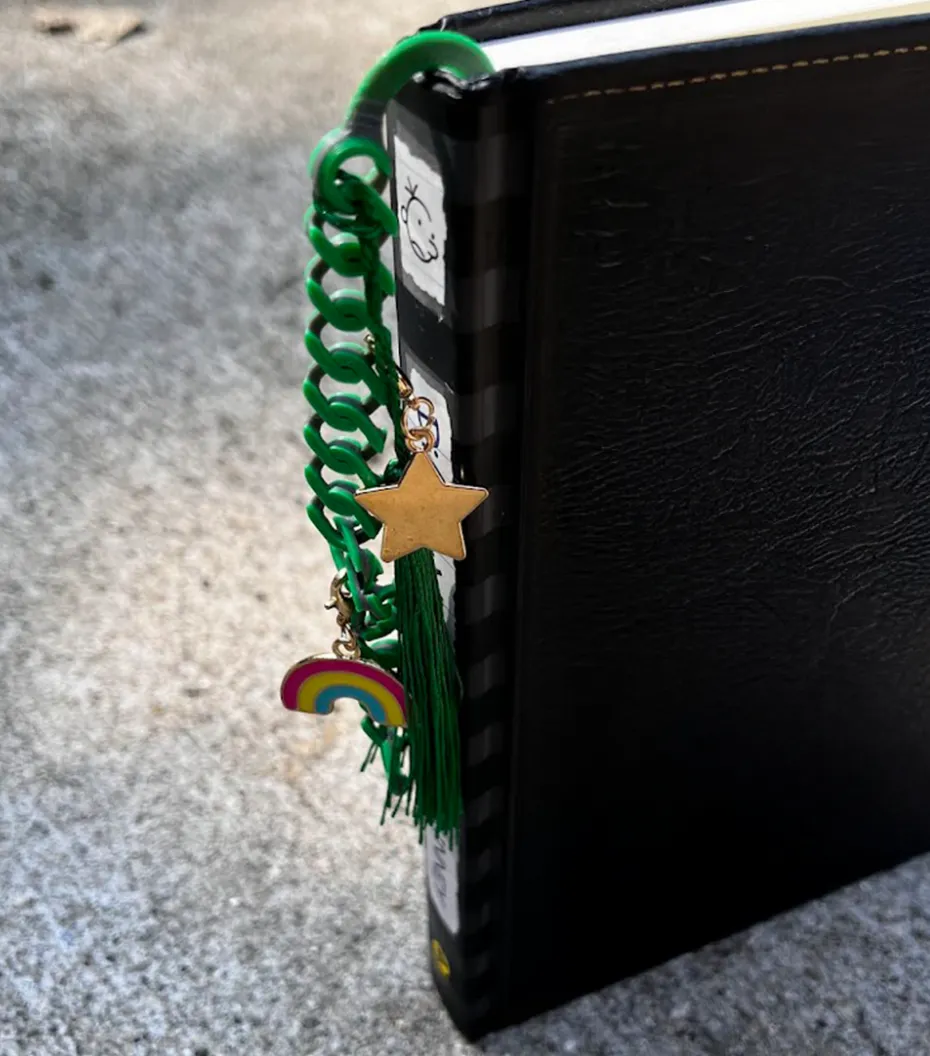 Articulating Bookmark by AskNinjaTom MakerWorld: Download Free 3D Models