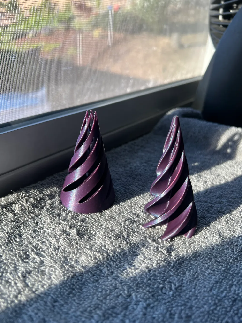 Spiral/Helix Fidget Toy V3 by CrownWalker - MakerWorld