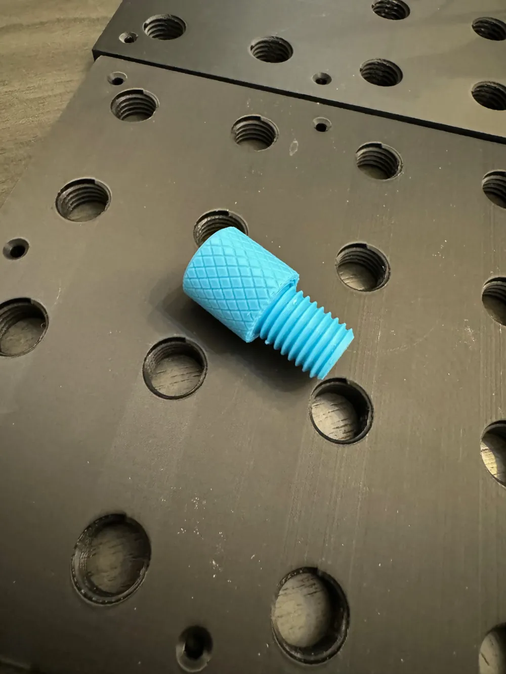 1 Inch Threaded Peg (Threaded Pegboard Compatible) by Carman3D - MakerWorld